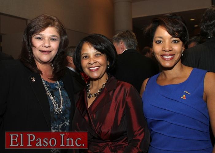 Chamber hosts Panetta at dinner | Lifestyle | elpasoinc.com