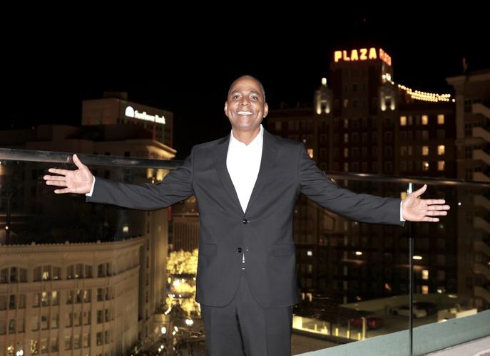 El Paso businessman Renard Johnson elected El Paso’s 53rd mayor | Local ...