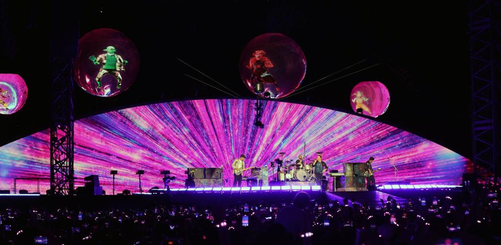 Photos: Coldplay’s colorful El Paso debut | Gallery | elpasoinc.com