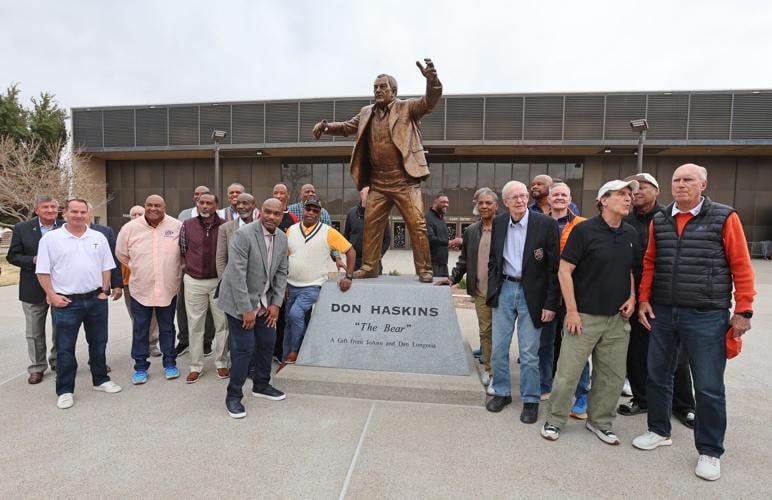 Photos: Legendary coach Don Haskins honored with 7-foot statue at UTEP ...