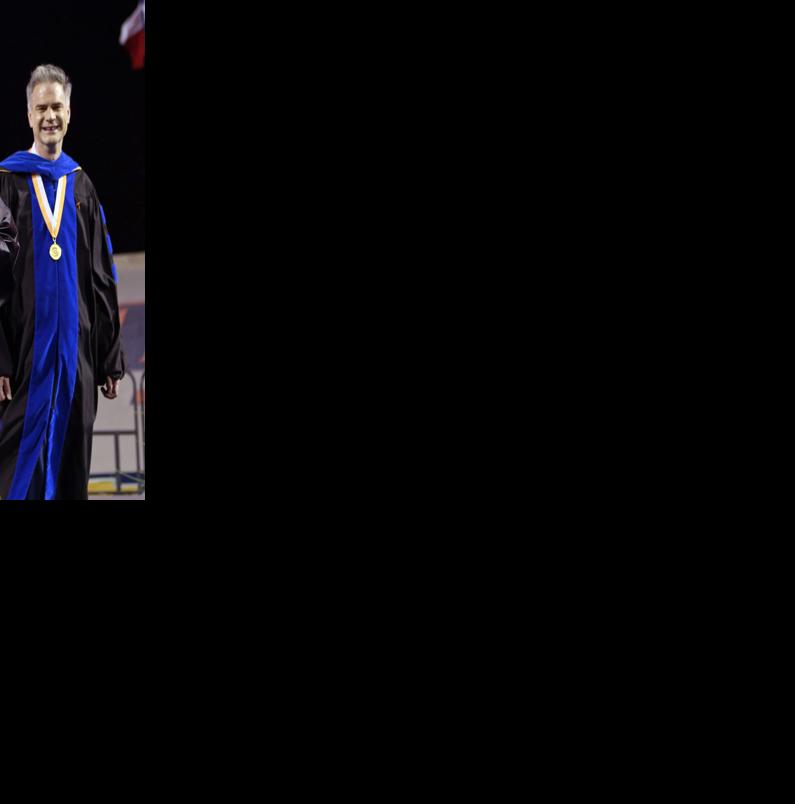 UTEP honors more than 7,800 in commencement | Lifestyle | elpasoinc.com