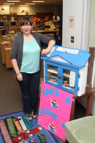 Librarians hope to boost El Paso literacy with Little Free Libraries ...