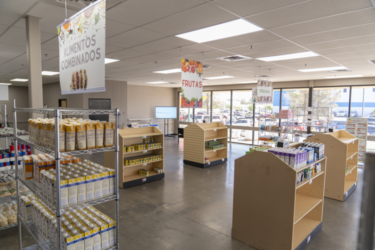 El Pasoans Fighting Hunger reopens Food FARMacy | Local News ...