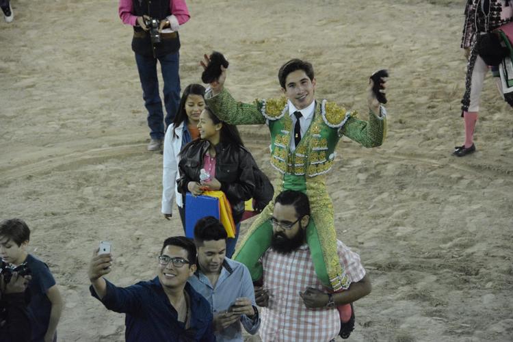 Toros, matadores and drama in Juárez bullring | Local Features ...