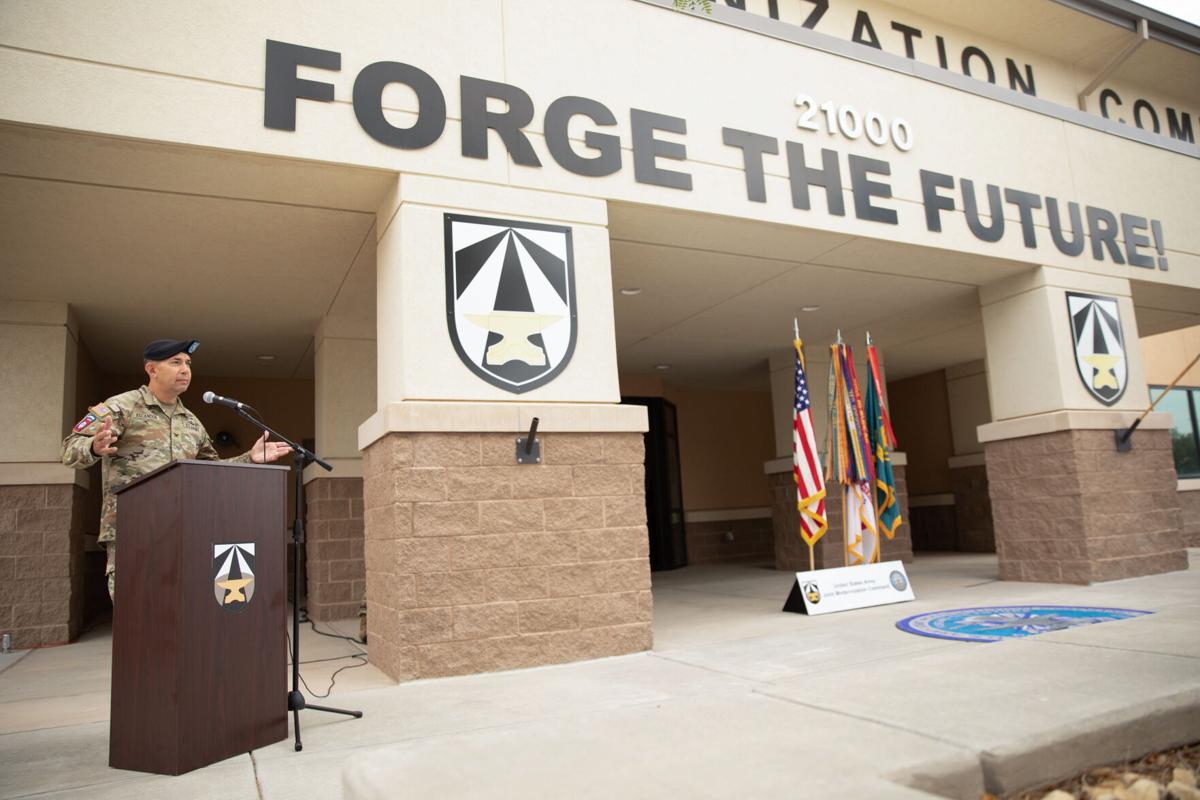 Army Joint Modernization Command welcomes Fort Bliss leader | Local ...