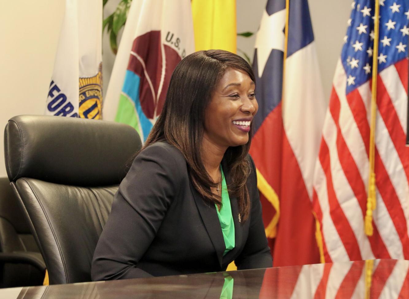 Female DEA agent shares insight on drug war, fentanyl crisis | Factiva ...