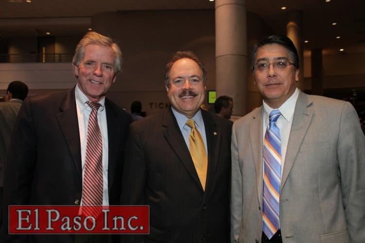 Chamber hosts Panetta at dinner | Lifestyle | elpasoinc.com