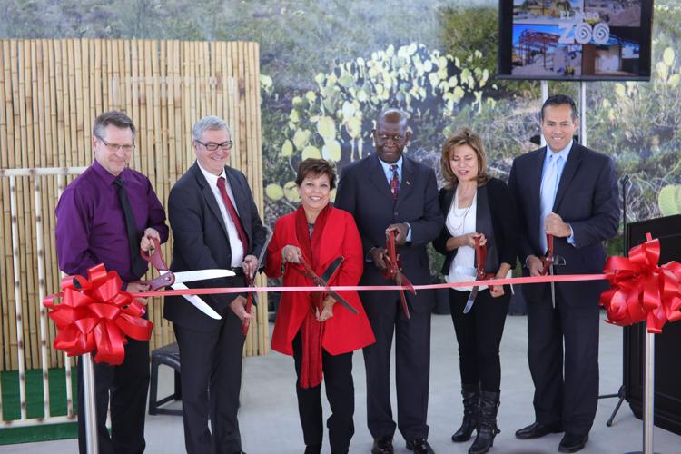 El Paso Zoo opens new Wildlife Amphitheater | Local News | elpasoinc.com