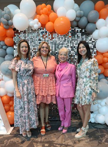 Photos: Journalist Elizabeth Vargas speaks at YWCA Women's Luncheon ...