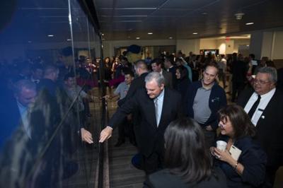 ‘Virtuwall’ unveiled at airport | Local News | elpasoinc.com