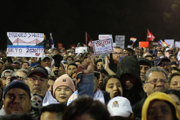 The dueling Trump and Beto rallies in photos | Local News | elpasoinc.com
