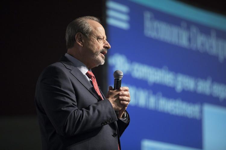 Mayor Leeser says farewell in city address | Local News | elpasoinc.com