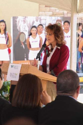 GECU moving from big branches to small | Local News | elpasoinc.com