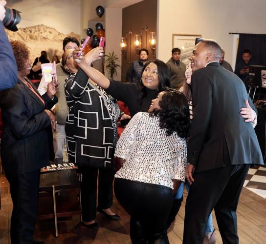 El Paso businessman Renard Johnson elected El Paso’s 53rd mayor | Local ...