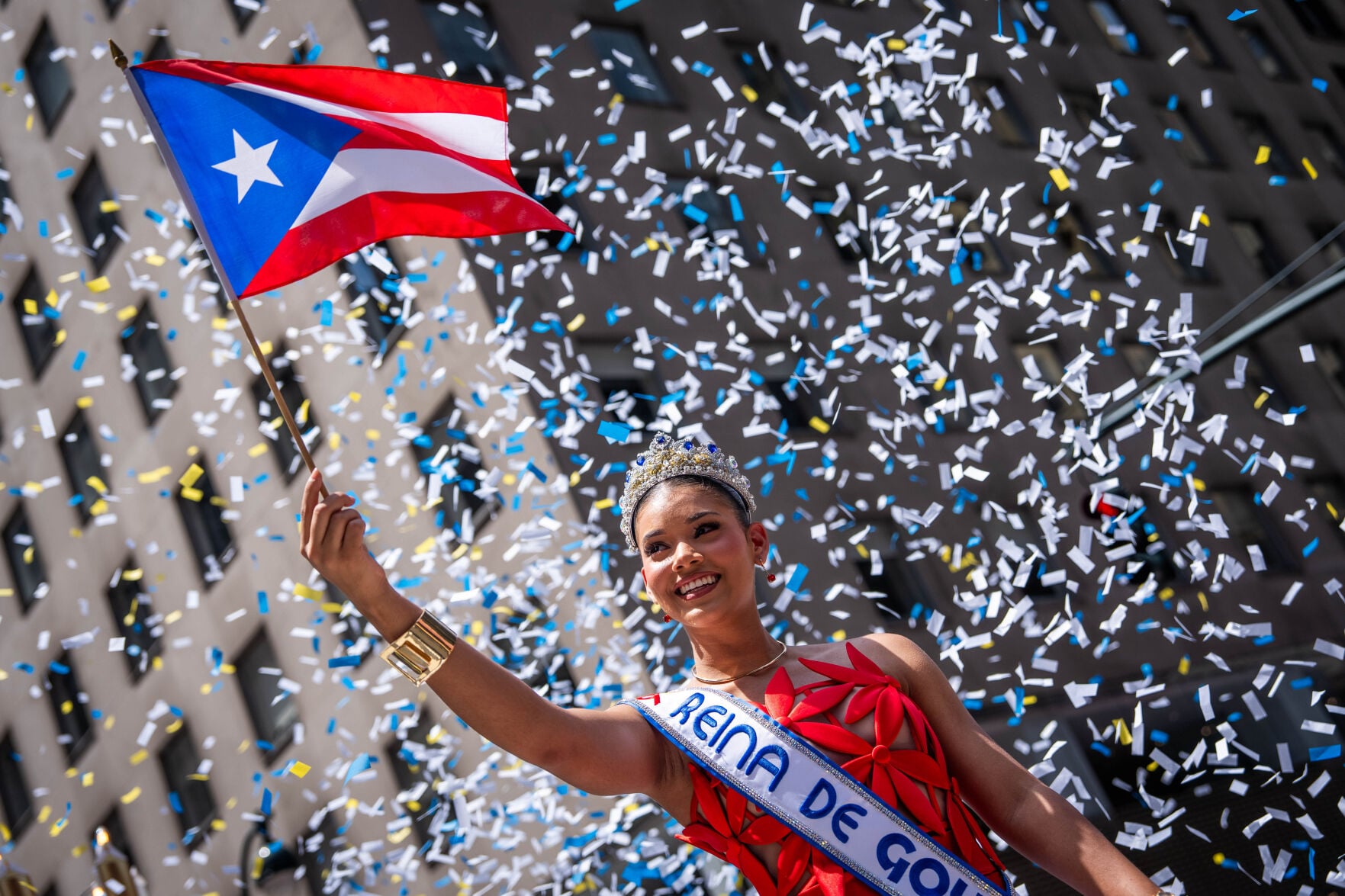 El Desfile Puertorriqueño recorre Manhattan con música y colores ...
