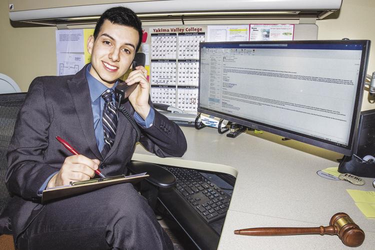 Acortan su camino a la universidad con Running Start | Noticias ...