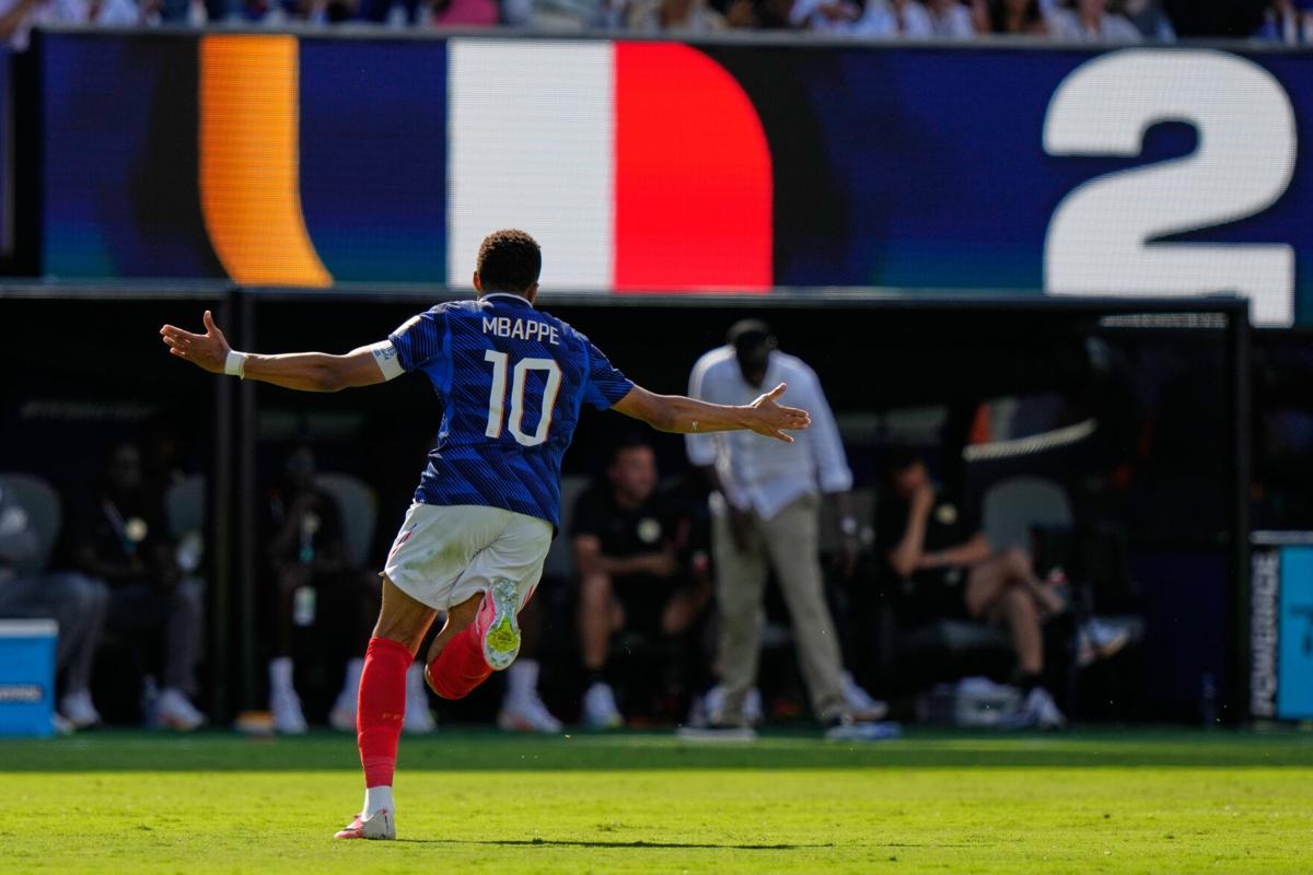 Mbappé disfruta de un Mundial sin precedentes, Francia tiene otras ...
