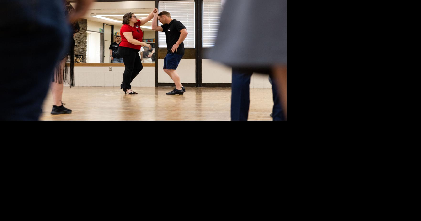 Salsa con sabor es lo que se baila en el centro comunitario Washington ...