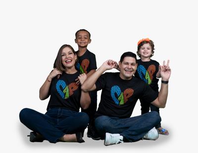 {PR} AMónika Candelaria y Jorge Gelpí Pagán con los niños de la ...