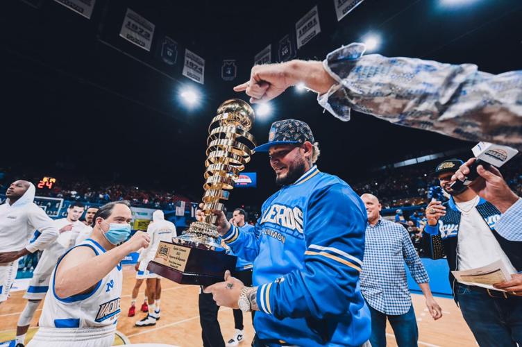 [VÍDEO] Yadier Molina y Melvin Román: el dúo que trasladó su éxito de ...