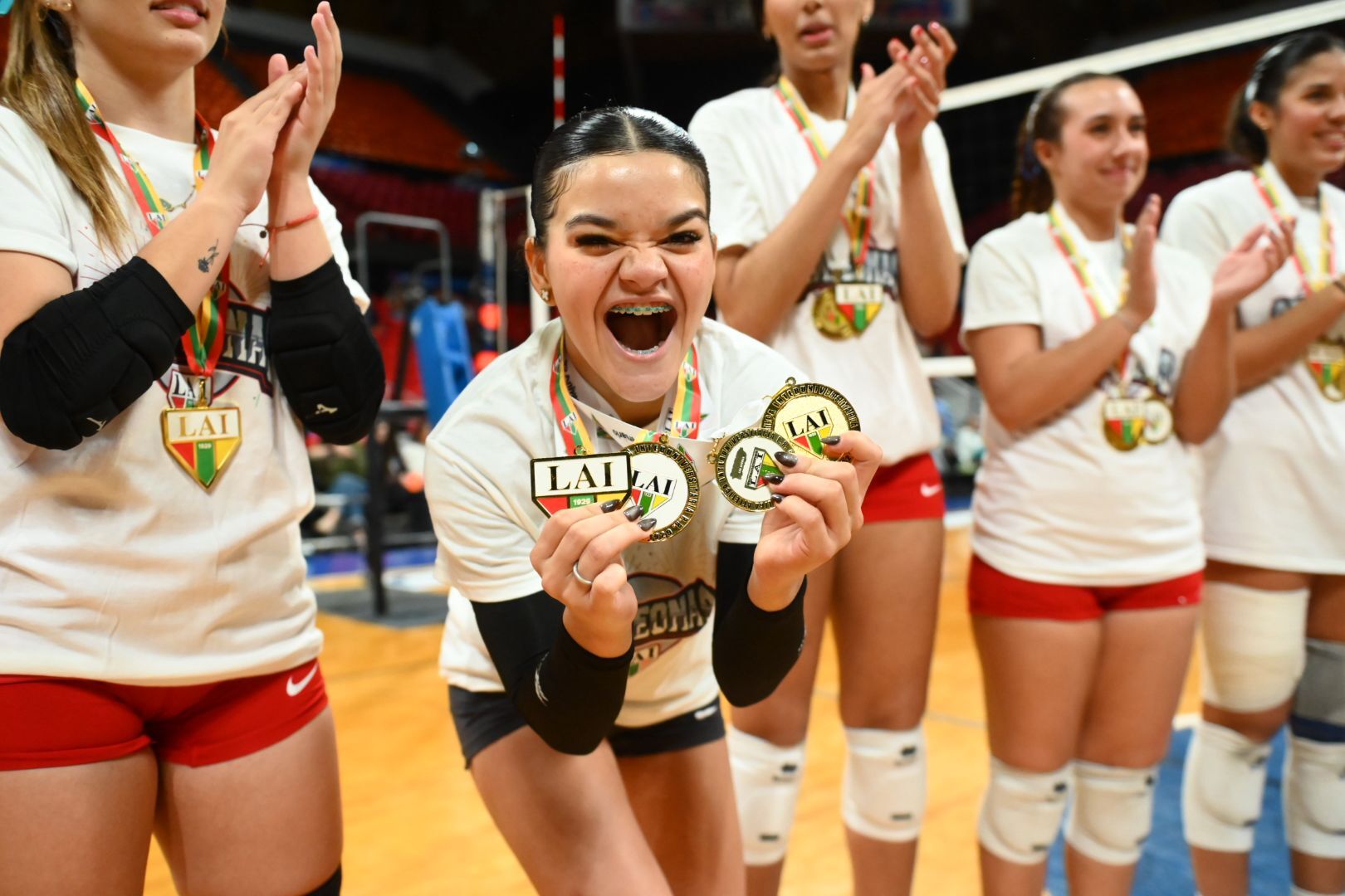 Las Taínas y Tarzanes reinan en el voleibol LAI | Deportes | elvocero.com
