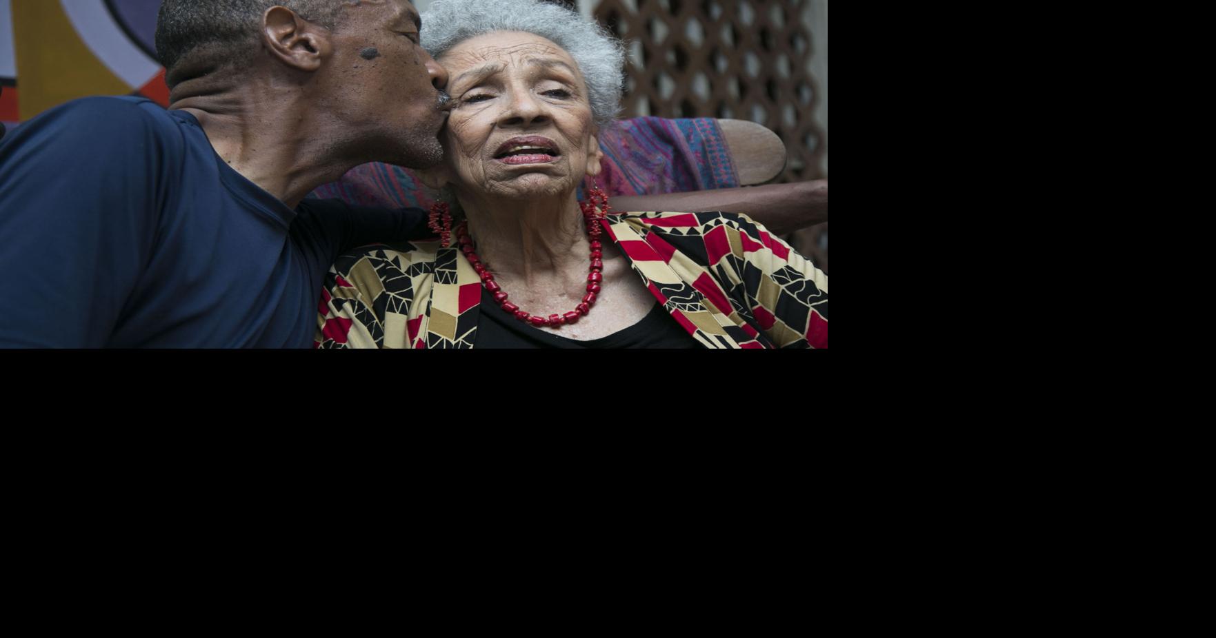 Victoria Espinosa continúa delicada | Escenario | elvocero.com