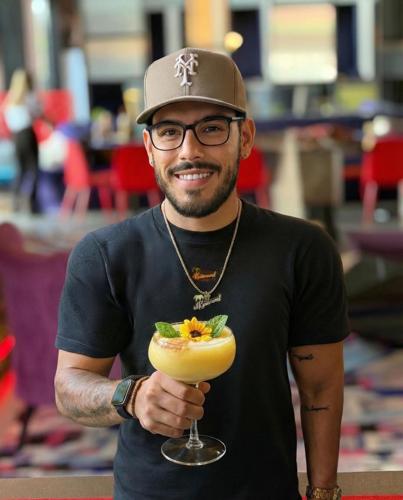 El coquito se celebra en grande en el Bacardí Trova & Coquito Fest ...