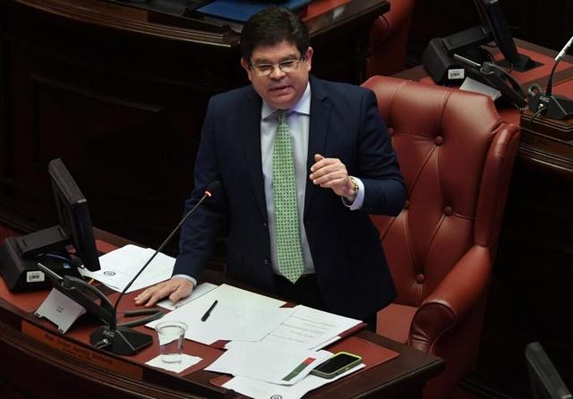 Javier Aponte Dalmau asegura que secretaria del DTOP "arrastra los pies ...