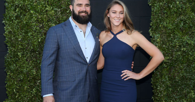 Kylie Kelce y Jason Kelce están esperando su cuarto hijo | Escenario ...