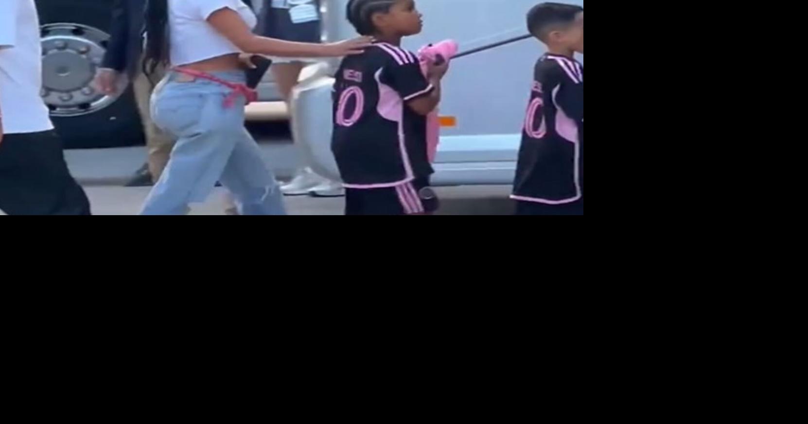 VÍDEO: Kim Kardashian y LeBron James acuden al debut de Messi con el ...