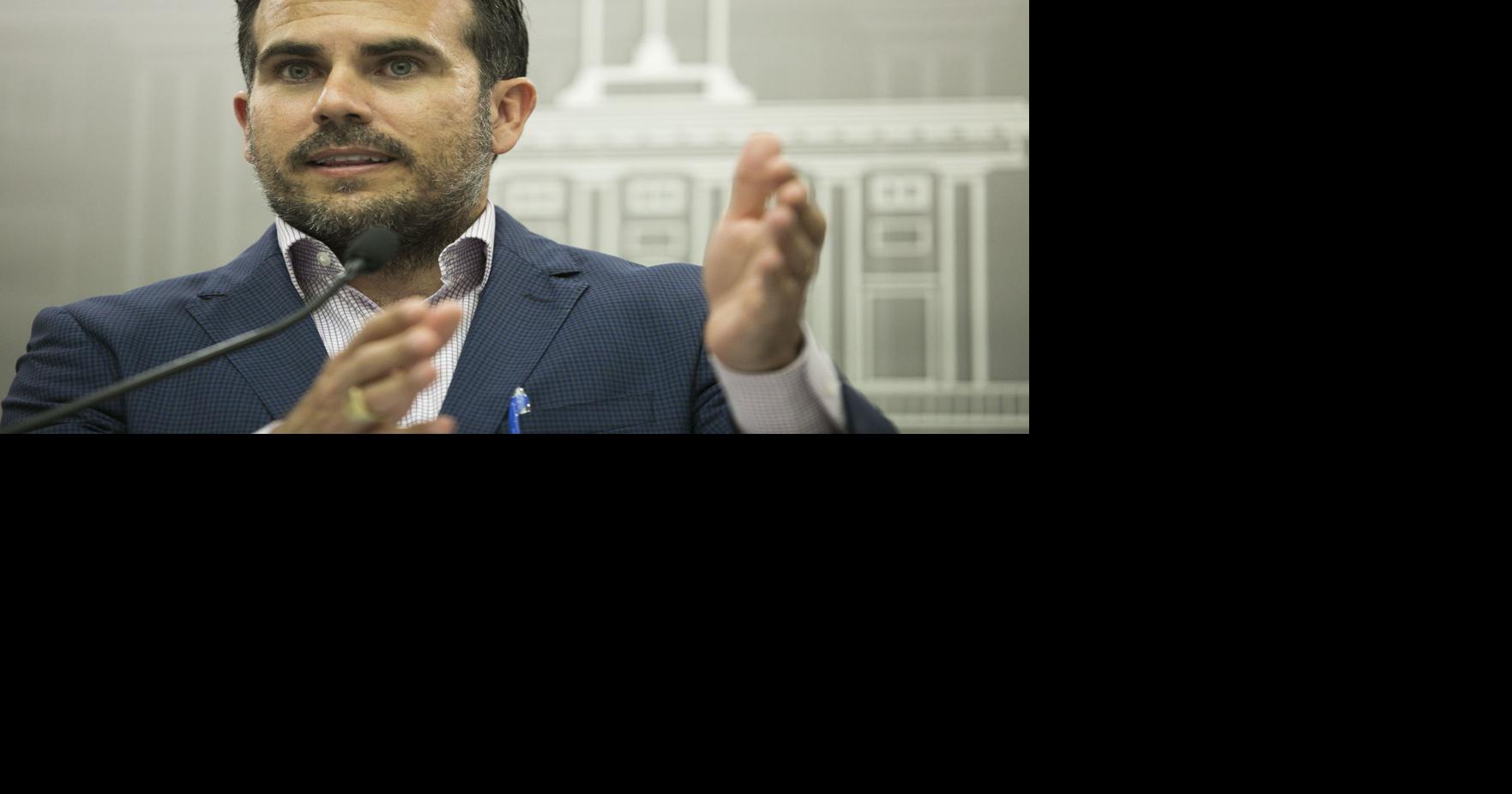 Políticos reaccionan a la muerte de Carlos Gallisá | Gobierno ...