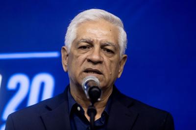 Edwin Mundo señala disputa en colegios con funcionarios de Jenniffer ...