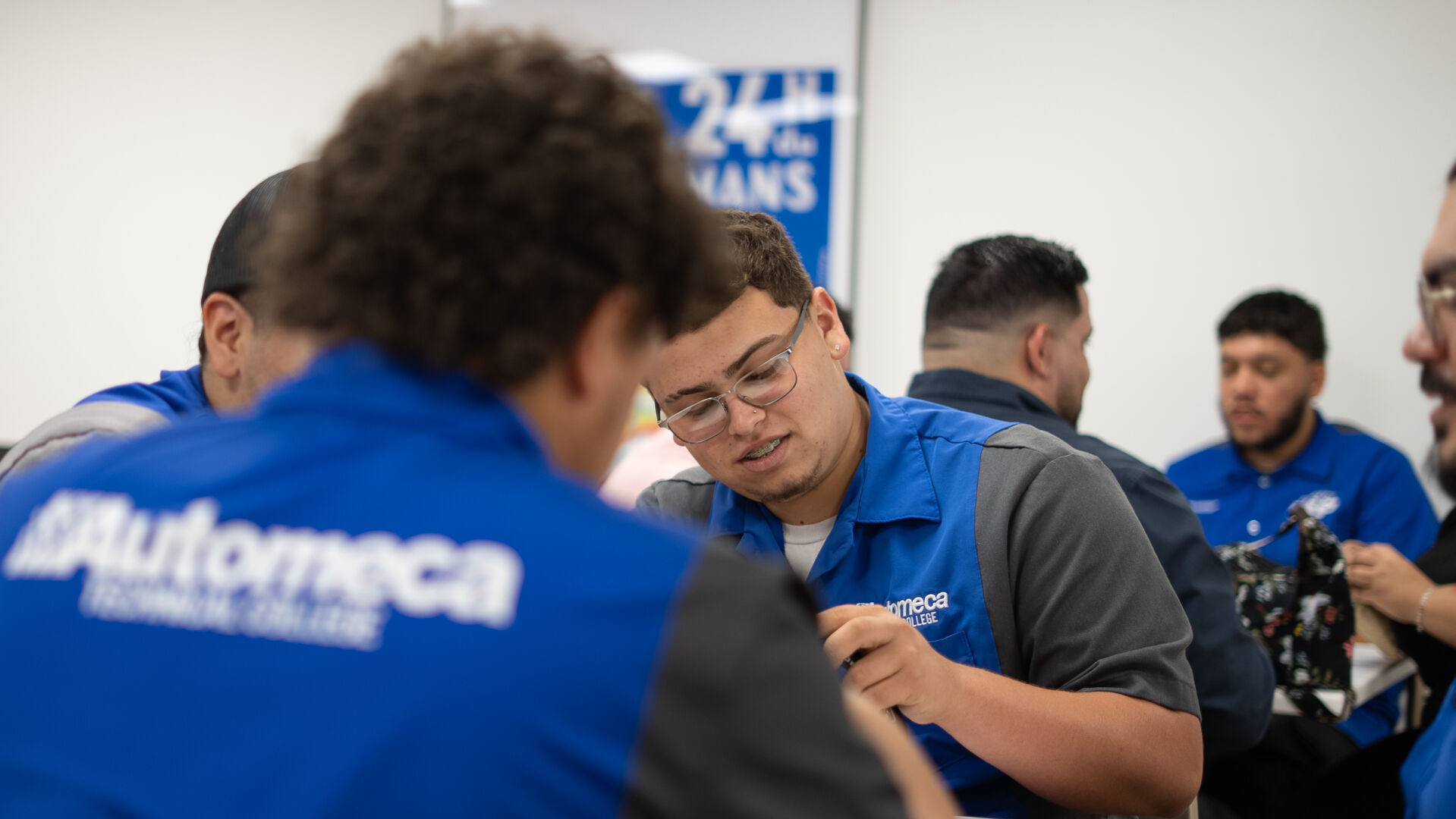 Hermanos Paulson y Automeca se unen por el futuro del taller | Octano ...