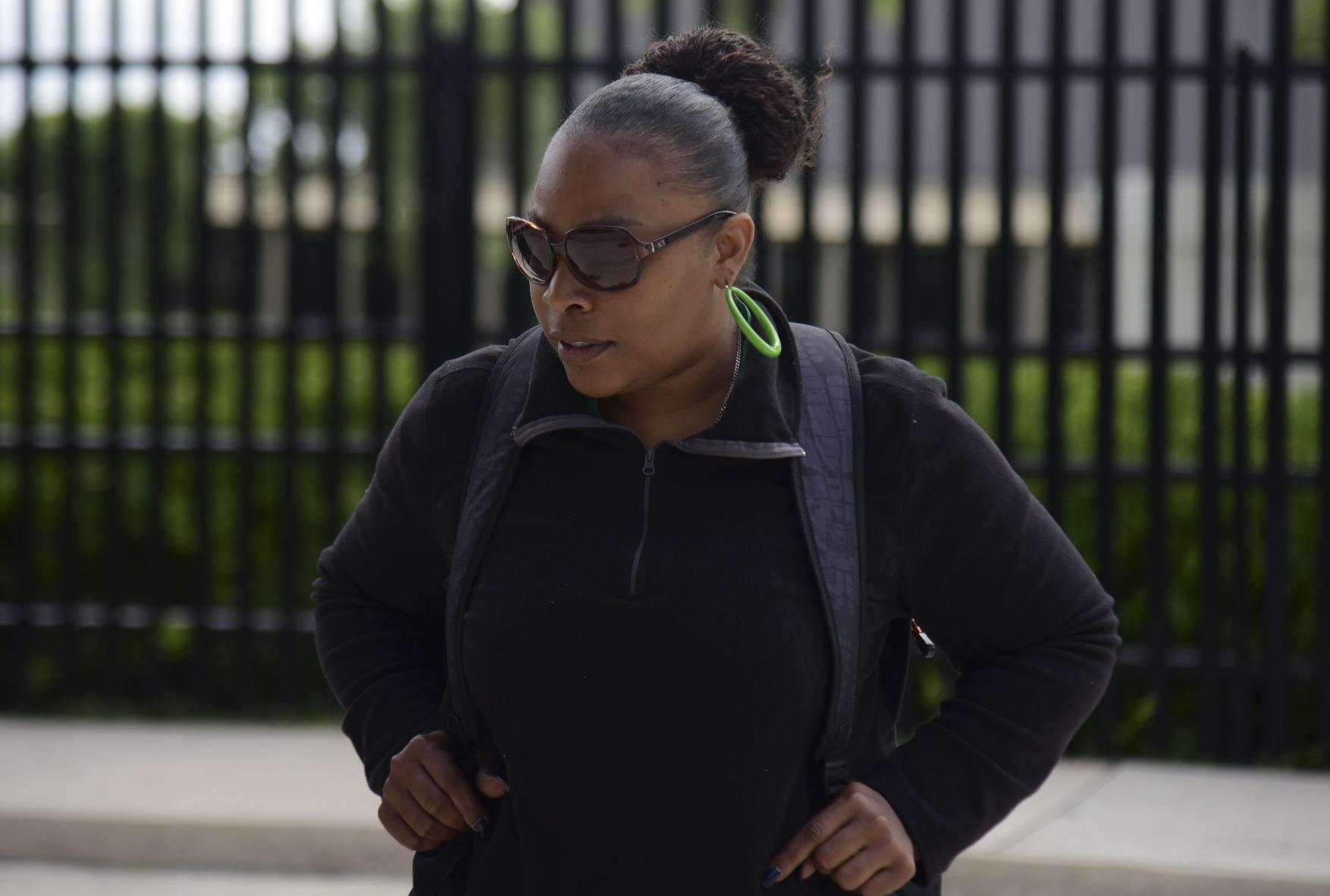 Sentencian a exempleada de FEMA por fraude en caso Cobra | Ley y orden ...