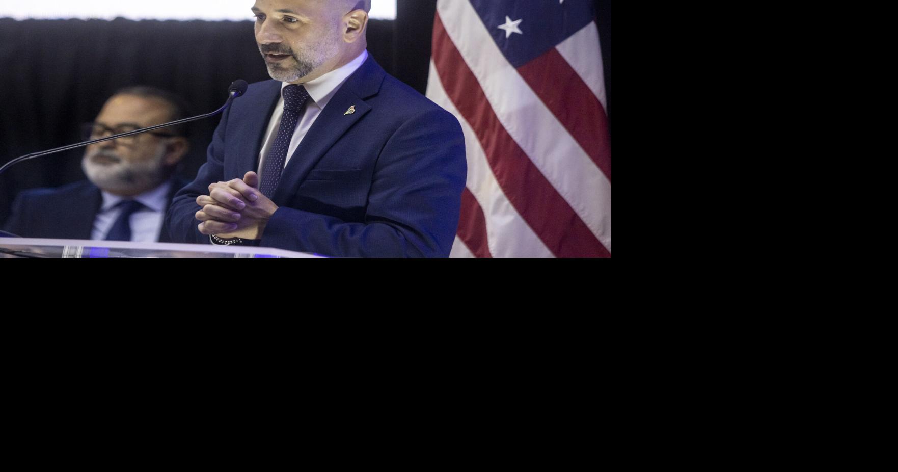 VIDEO: Secretario de estado reacciona a renuncia de director ejecutivo ...