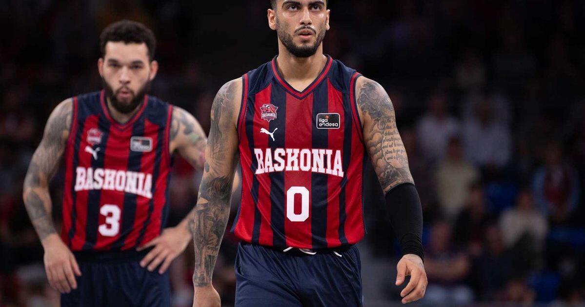 Markus Howard y George Conditt en la postemporada de la Liga ACB ...
