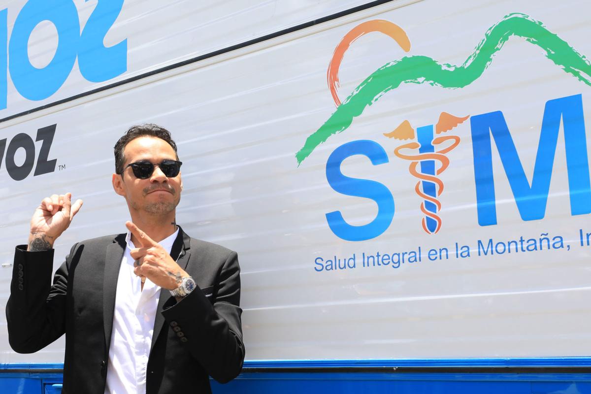 Marc Anthony lleva salud a la montaña | Escenario | elvocero.com