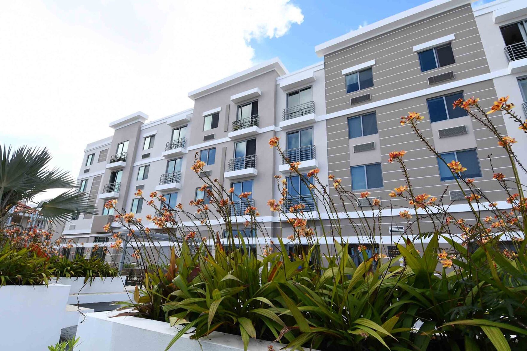 Apertura de lista de espera para Vivienda en Renaissance Square y ...