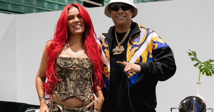 VÍDEO: Maldy sorprende con cadenón a la “Bebesuki” Karol G ...
