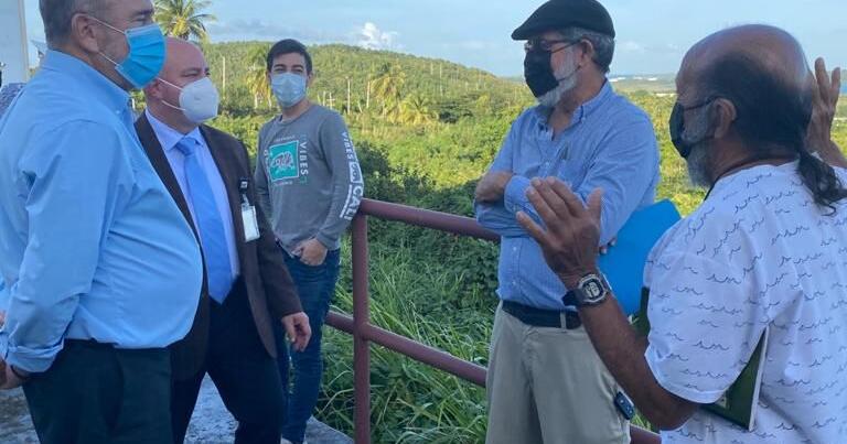 Manuel Cidre recorre los terrenos de Roosevelt Roads | Gobierno ...