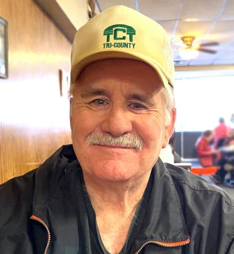 Daryl Dean Hahn | Free | emporiagazette.com