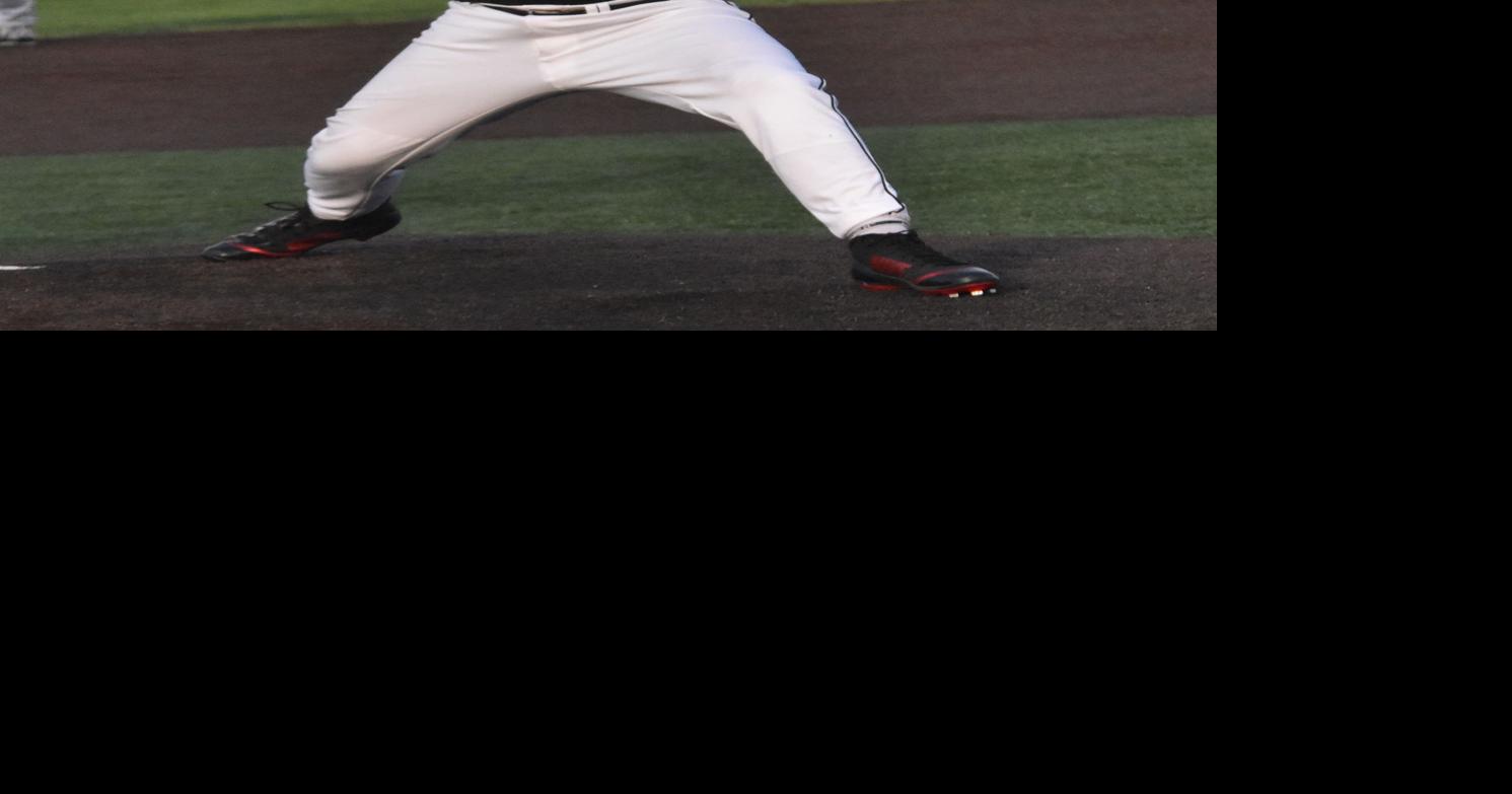EHS baseball splits with Seaman | Free | emporiagazette.com