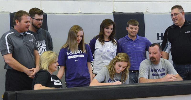 Northern Heights' Riley Houston signs LOI to row at K-State | Sports ...