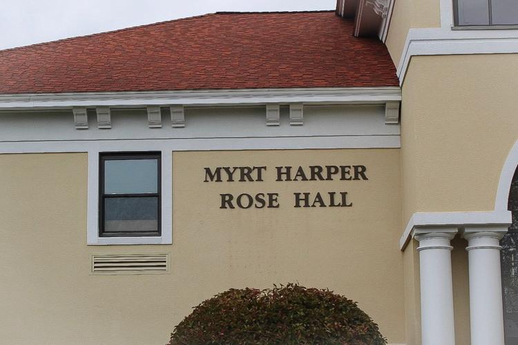 Myrt Hall Dedication Ceremony Officially Initiates New Residence Hall ...