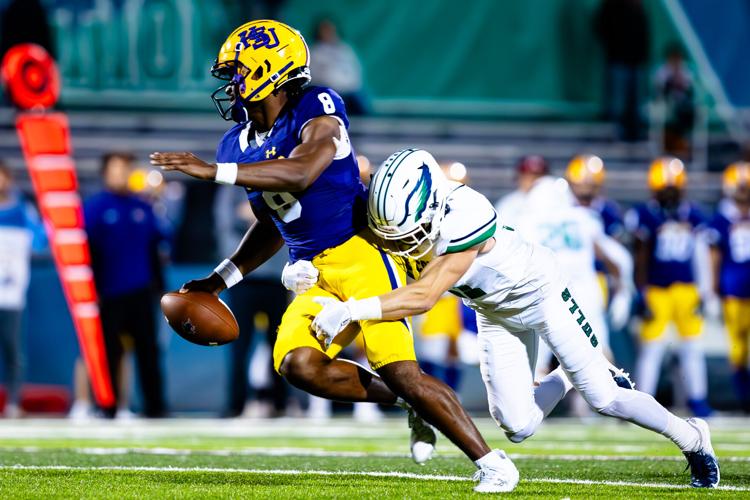 Endicott Football Makes History, Stuns No. 5/5 Hardin-Simmons | Sports ...