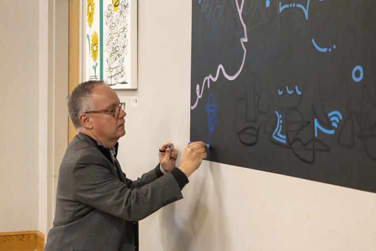 Ryan Horton Drawing Demonstration | Multimedia | endicottobserver.com