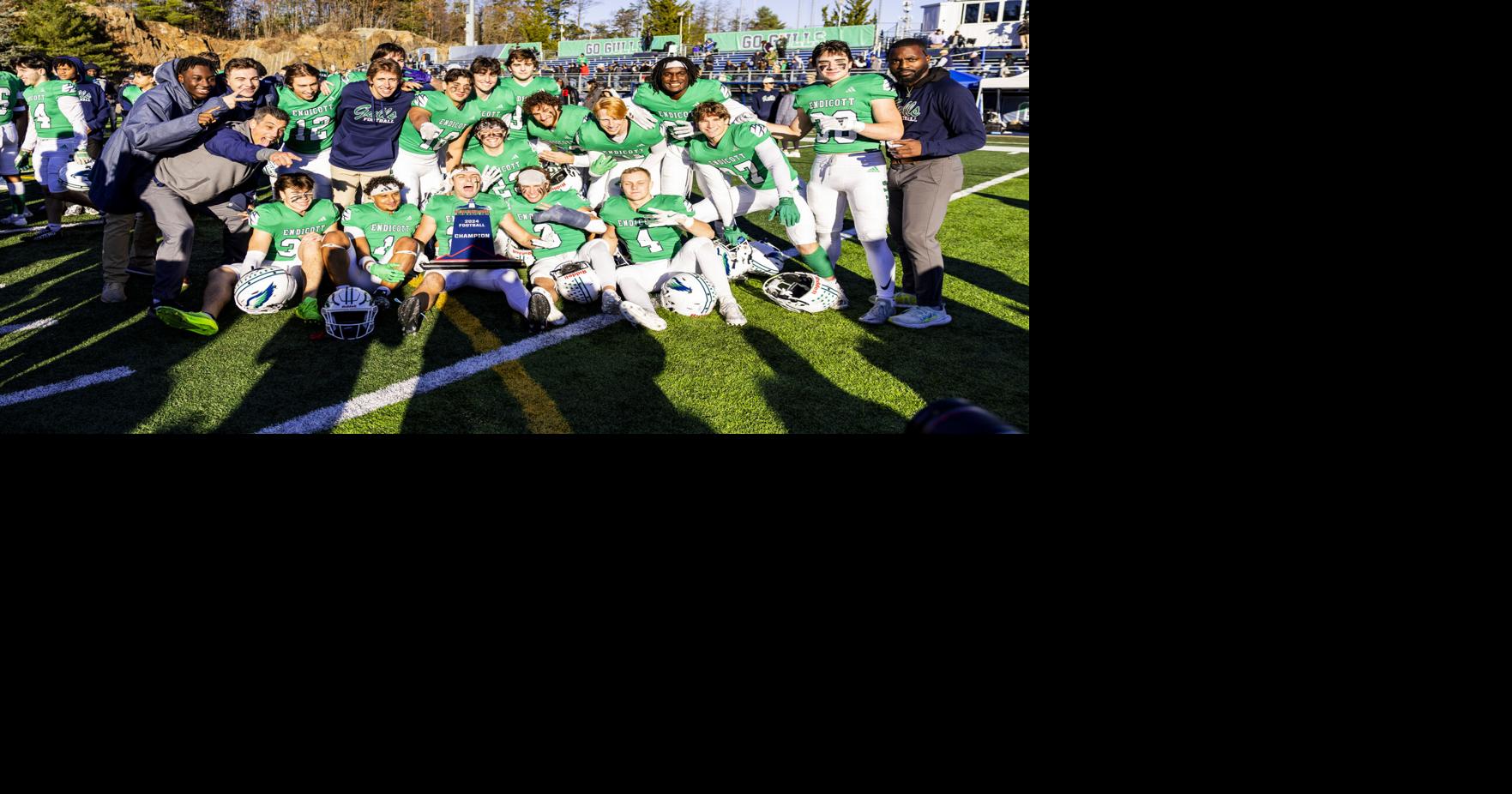 Endicott Football Captures Conference Title in Dominant Senior Night ...