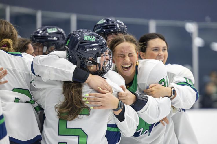 Women's Hockey Wins the CNE Championship | Sports | endicottobserver.com