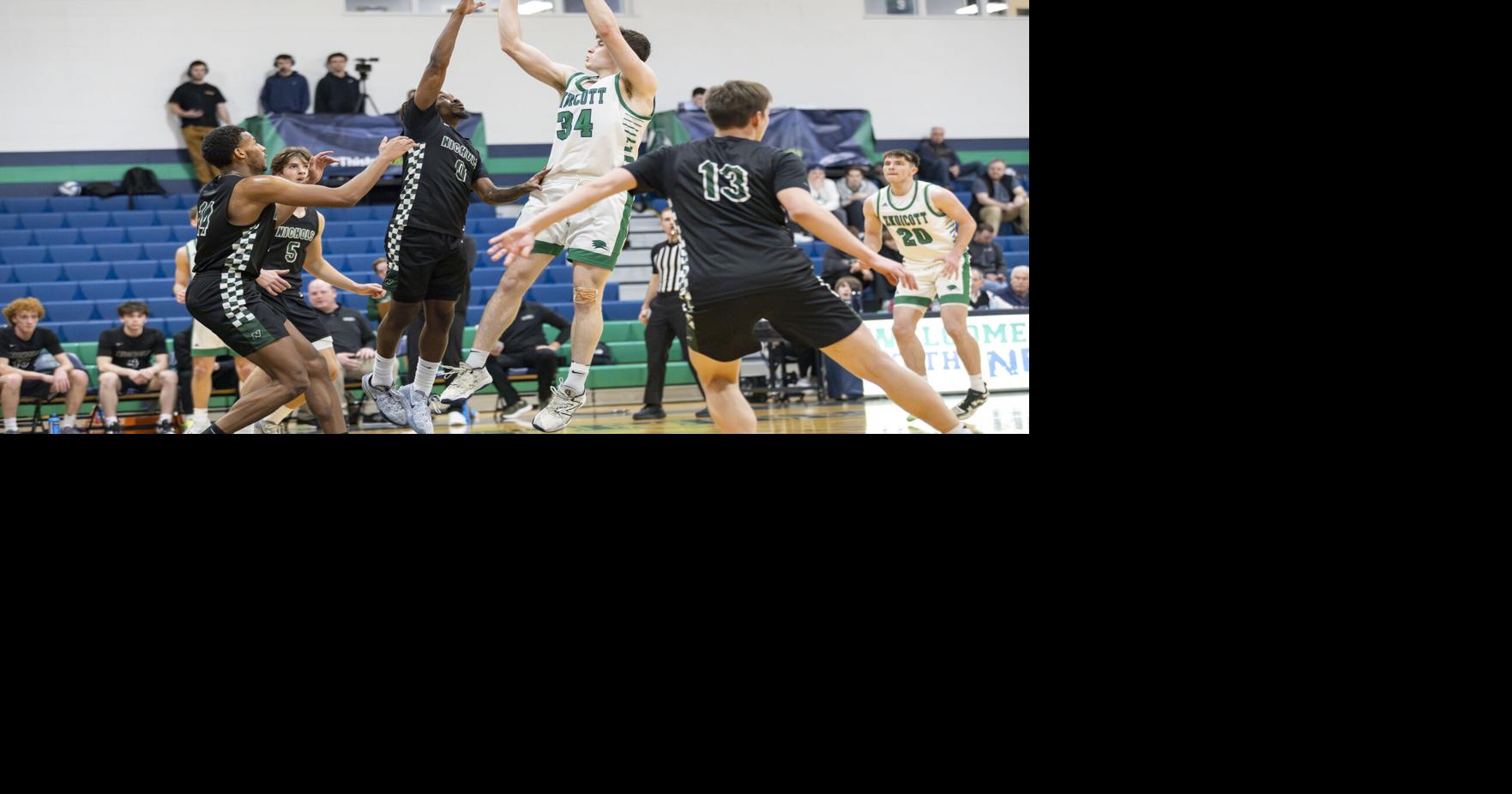 Endicott Basketball Sweeps Nichols | Sports | endicottobserver.com