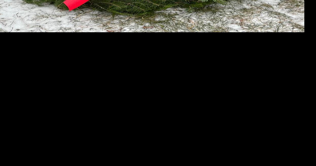 Wreaths Across America honors fallen veterans, teaches community ...